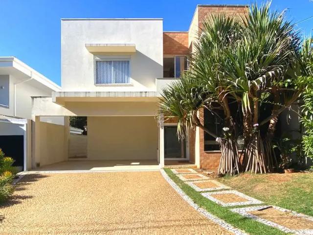 Casa / Sobrado em Condomínio para Venda em Valinhos/SP Parque Nova Suíça 4 Quartos