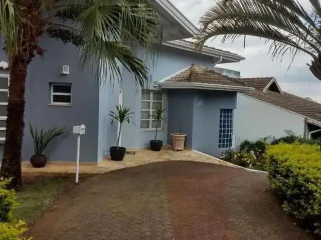 Casa / Sobrado em Condomínio para Venda em Valinhos/SP Parque Lausanne 3 Quartos