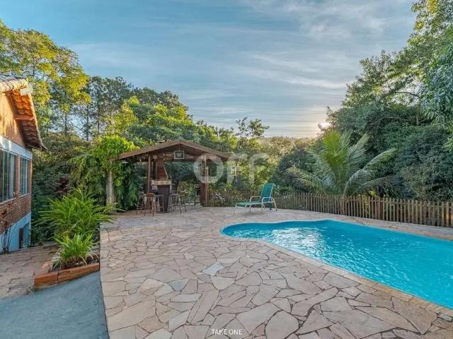 Casa / Sobrado em Condomínio para Venda em Valinhos/SP Parque Valinhos 3 Quartos