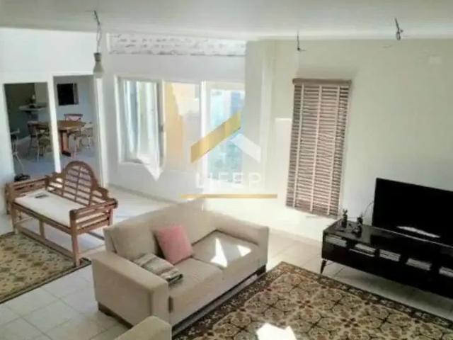 Casa / Sobrado em Condomínio para Venda em Valinhos/SP Pinheiro 4 Quartos