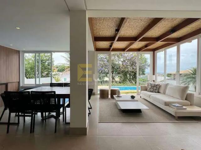Casa / Sobrado em Condomínio para Venda em Valinhos/SP Pinheiro 4 Quartos