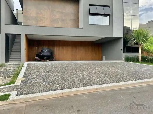 Casa / Sobrado em Condomínio para Venda em Valinhos/SP Roncáglia 3 Quartos