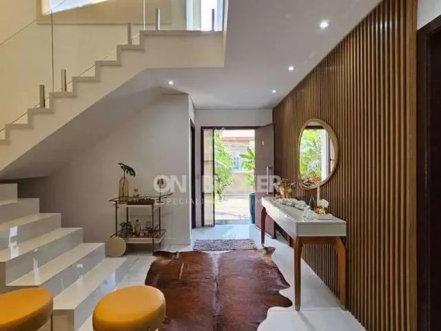 Casa / Sobrado em Condomínio para Venda em Valinhos/SP Roncáglia 3 Quartos