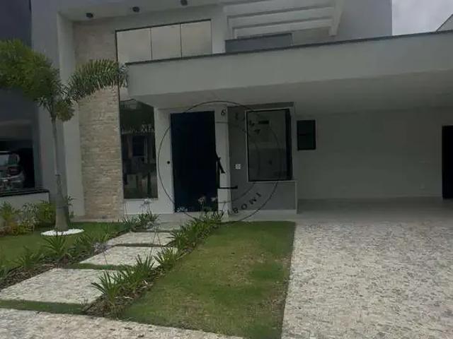 Casa / Sobrado em Condomínio para Venda em Valinhos/SP Roncáglia 3 Quartos