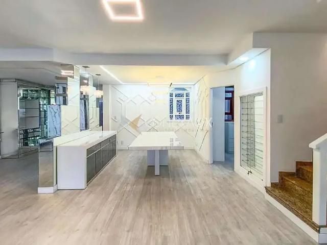 Casa / Sobrado em Condomínio para Venda em Valinhos/SP Roncáglia 3 Quartos