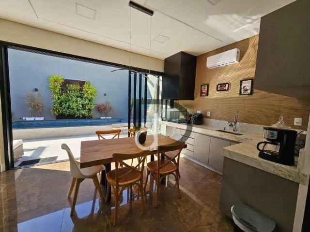 Casa / Sobrado em Condomínio para Venda em Valinhos/SP Reserva Colonial 4 Quartos