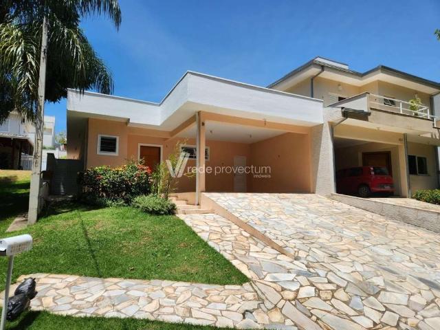 Casa / Sobrado em Condomínio para Venda em Valinhos/SP Residencial Flor da Serra 3 Quartos