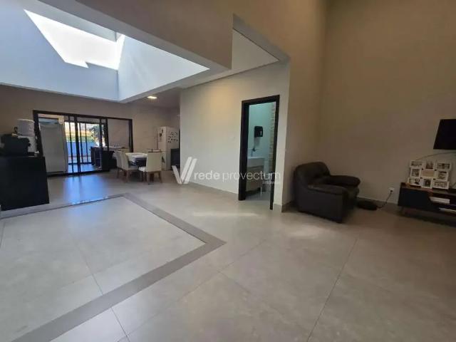 Casa / Sobrado em Condomínio para Venda em Valinhos/SP Residencial Mont' Alcino 3 Quartos