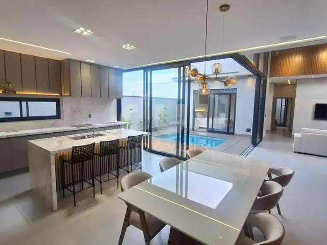 Casa / Sobrado em Condomínio para Venda em Valinhos/SP Residencial Mont' Alcino 3 Quartos