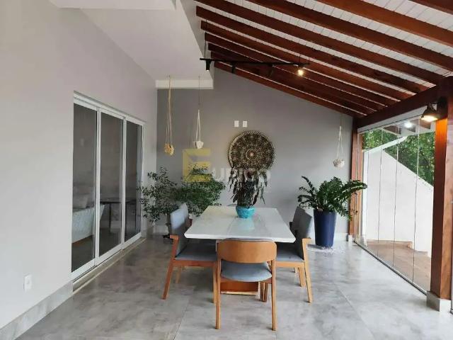 Casa / Sobrado em Condomínio para Venda em Valinhos/SP Residencial Santa Maria 3 Quartos