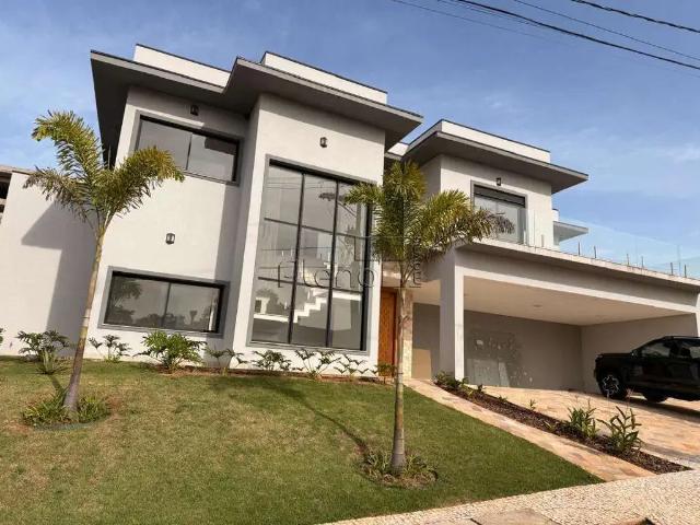 Casa / Sobrado em Condomínio para Venda em Valinhos/SP Residencial Vila Lombarda 4 Quartos