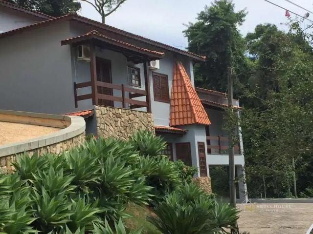 Casa / Sobrado em Condomínio para Venda em Valinhos/SP Vila Embaré 4 Quartos