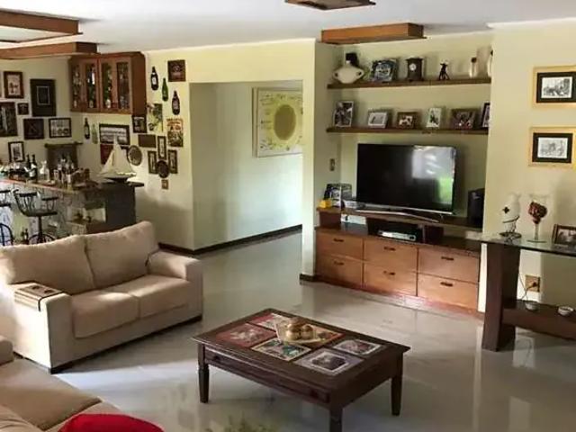 Casa / Sobrado em Condomínio para Venda em Vargem Grande Paulista/SP Recanto Suísso 4 Quartos