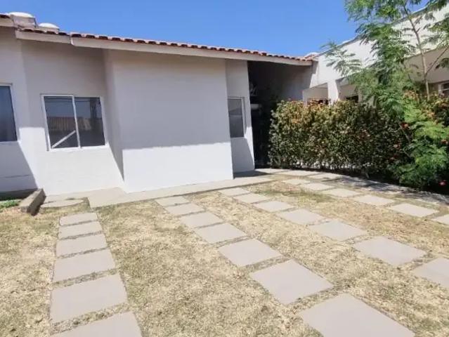 Casa / Sobrado em Condomínio para Venda em Várzea Grande/MT Guarita 3 Quartos