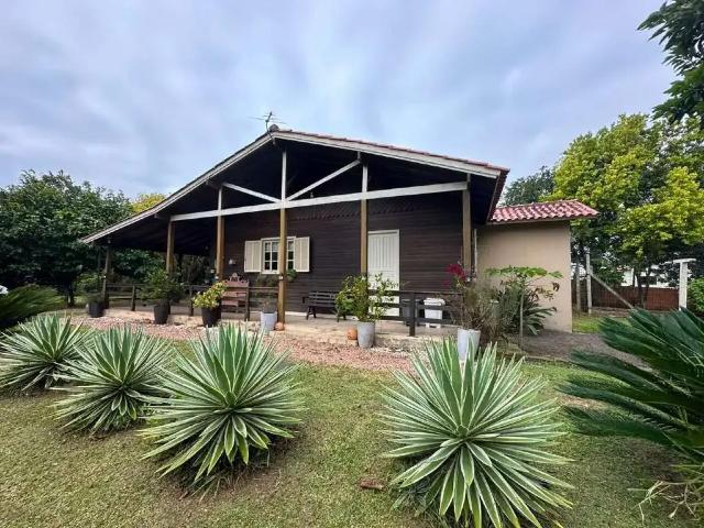 Casa / Sobrado em Condomínio para Venda em Viamão/RS Águas Claras 4 Quartos