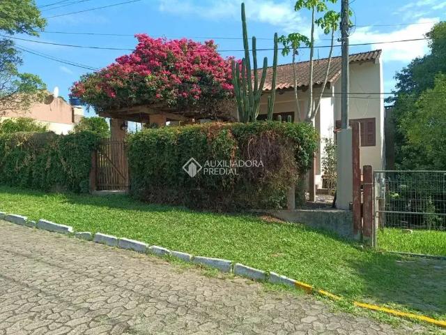 Casa / Sobrado em Condomínio para Venda em Viamão/RS São Lucas 4 Quartos