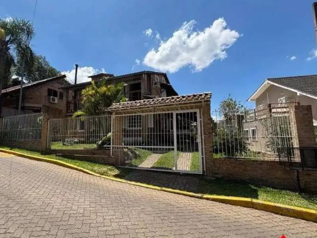 Casa / Sobrado em Condomínio para Venda em Viamão/RS São Lucas 4 Quartos