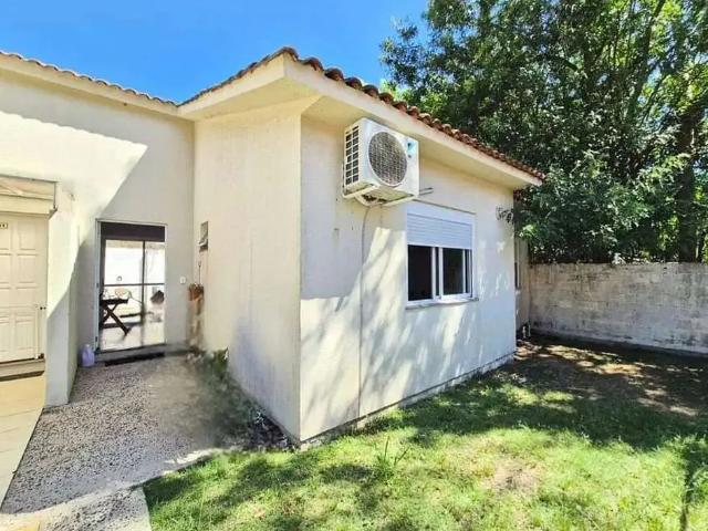 Casa / Sobrado em Condomínio para Venda em Viamão/RS São Lucas 2 Quartos