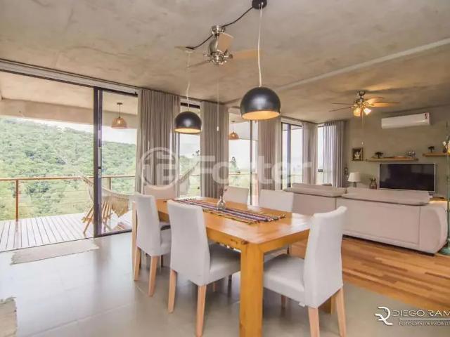Casa / Sobrado em Condomínio para Venda em Viamão/RS Santa Isabel 5 Quartos