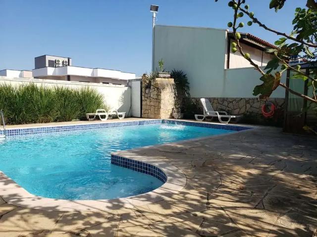Casa / Sobrado em Condomínio para Venda em Vinhedo/SP Vila Junqueira 4 Quartos