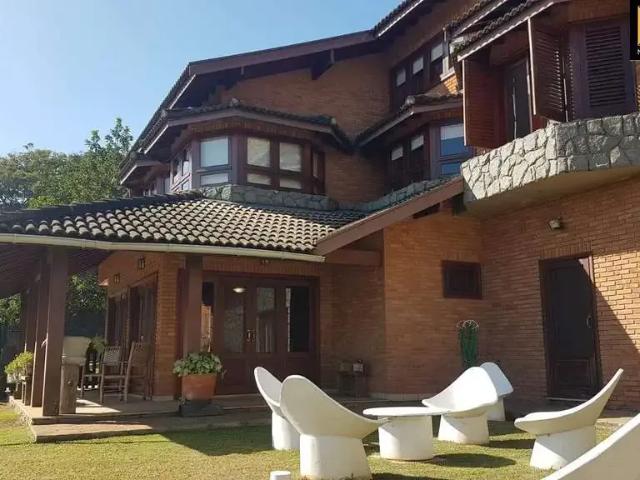 Casa / Sobrado em Condomínio para Venda em Vinhedo/SP Condomínio Estância Marambaia 5 Quartos