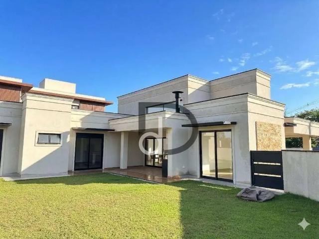 Casa / Sobrado em Condomínio para Venda em Vinhedo/SP Marambaia 5 Quartos