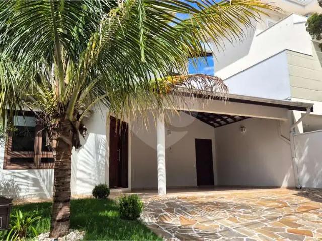 Casa / Sobrado em Condomínio para Venda em Vinhedo/SP Pinheirinho 4 Quartos