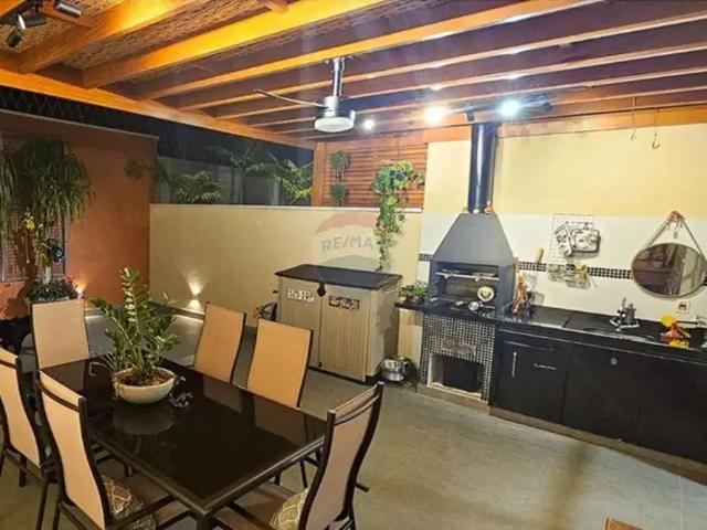 Casa / Sobrado em Condomínio para Venda em Vinhedo/SP Pinheirinho 3 Quartos