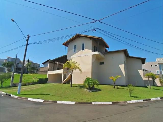 Casa / Sobrado em Condomínio para Venda em Vinhedo/SP Pinheirinho 3 Quartos