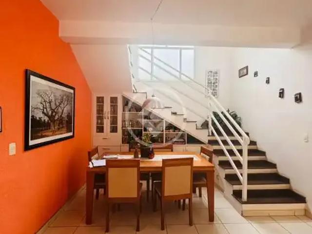 Casa / Sobrado em Condomínio para Venda em Vinhedo/SP Santa Claudina 4 Quartos