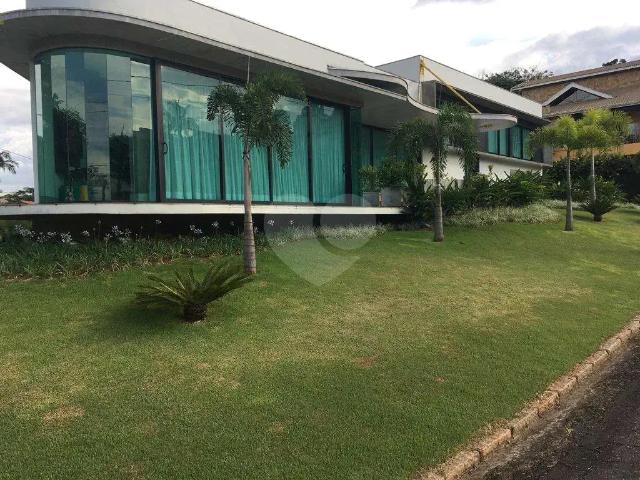 Casa / Sobrado em Condomínio para Venda em Vinhedo/SP Sao Joaquim 4 Quartos