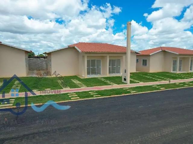 Casa / Sobrado em Condomínio para Venda em Vitória da Conquista/BA São Pedro 2 Quartos