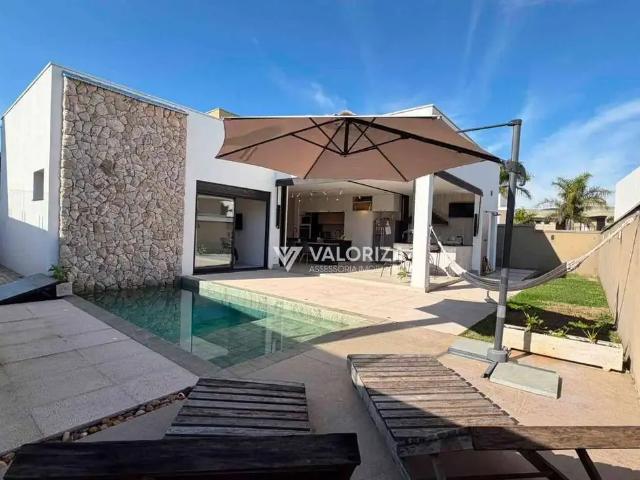 Casa / Sobrado em Condomínio para Venda em Votorantim/SP Alphaville Nova Esplanada 4 Quartos