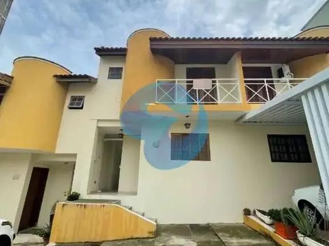 Casa / Sobrado em Condomínio para Venda em Votorantim/SP Jardim Karolyne 3 Quartos
