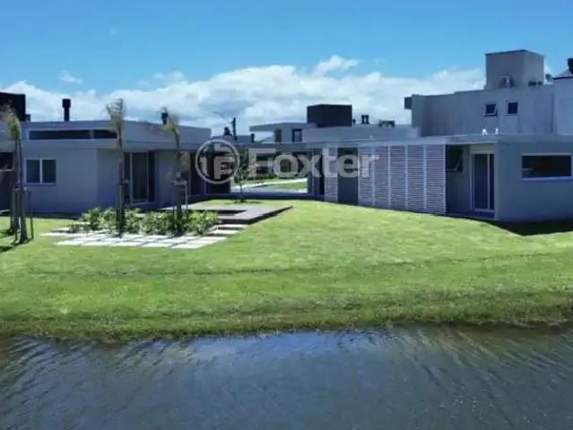 Casa / Sobrado em Condomínio para Venda em Xangri Lá/RS Centro 4 Quartos