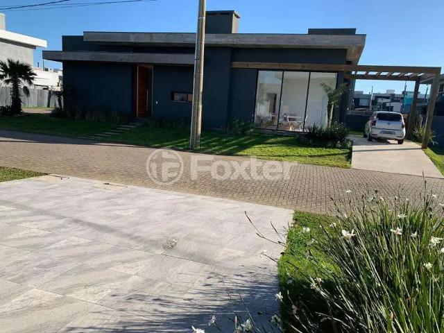 Casa / Sobrado em Condomínio para Venda em Xangri Lá/RS Centro 4 Quartos