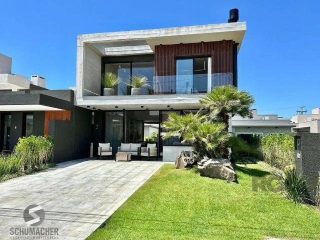 Casa / Sobrado em Condomínio para Venda em Xangri Lá/RS Centro 4 Quartos