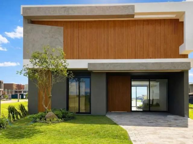 Casa / Sobrado em Condomínio para Venda em Xangri Lá/RS Centro 5 Quartos