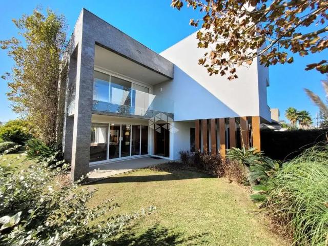 Casa / Sobrado em Condomínio para Venda em Xangri Lá/RS Centro 5 Quartos