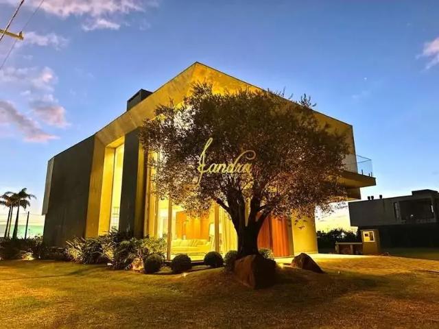 Casa / Sobrado em Condomínio para Venda em Xangri Lá/RS Centro 5 Quartos