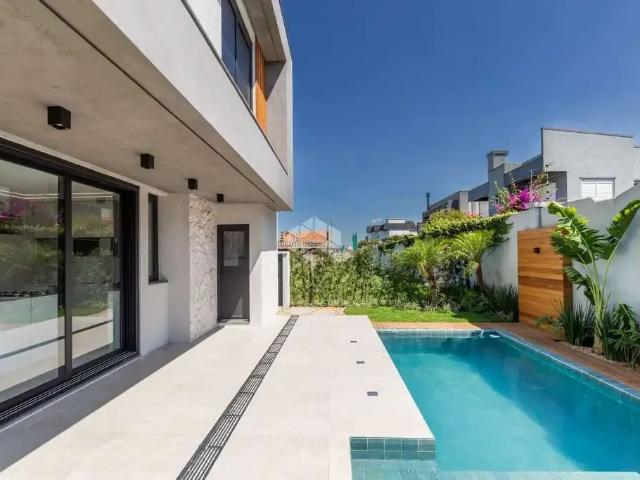 Casa / Sobrado em Condomínio para Venda em Xangri Lá/RS Centro 5 Quartos