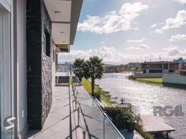 Casa / Sobrado em Condomínio para Venda em Xangri Lá/RS Centro 5 Quartos