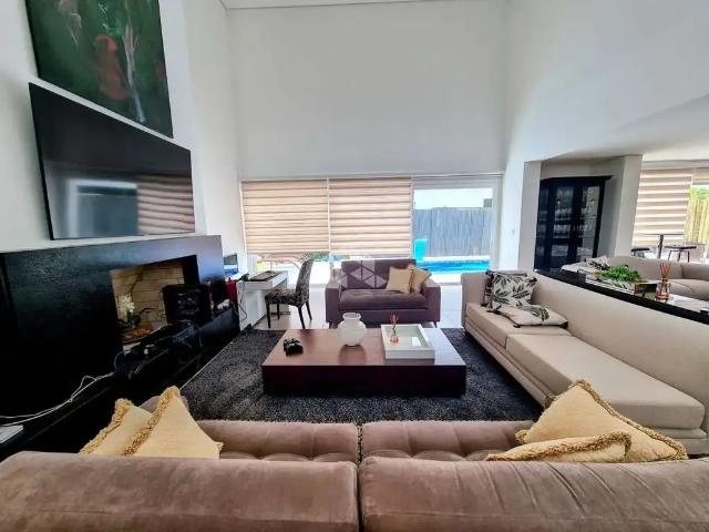 Casa / Sobrado em Condomínio para Venda em Xangri Lá/RS Centro 5 Quartos