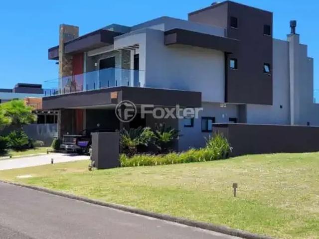 Casa / Sobrado em Condomínio para Venda em Xangri Lá/RS Centro 5 Quartos