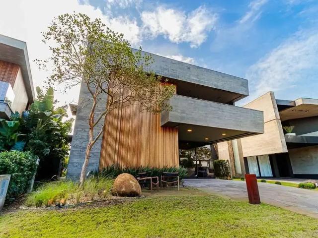 Casa / Sobrado em Condomínio para Venda em Xangri Lá/RS Centro 6 Quartos
