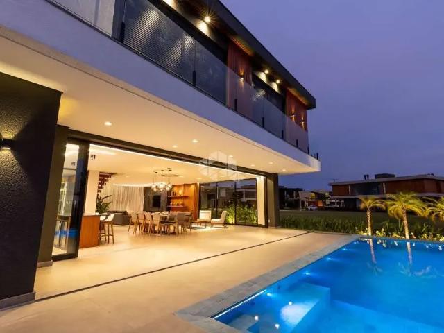 Casa / Sobrado em Condomínio para Venda em Xangri Lá/RS Centro 6 Quartos