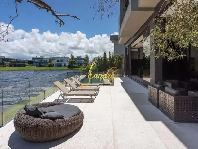 Casa / Sobrado em Condomínio para Venda em Xangri Lá/RS Centro 6 Quartos