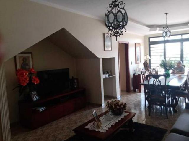 Casa Sobrado em Araraquara