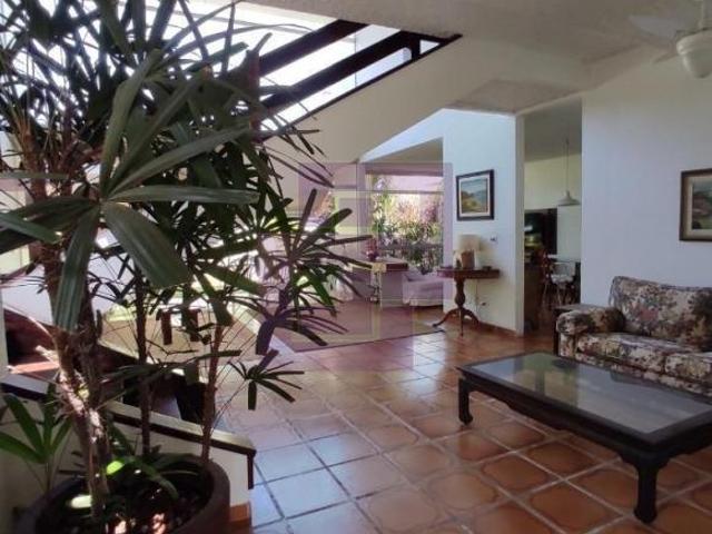Casa Sobrado em Guarujá