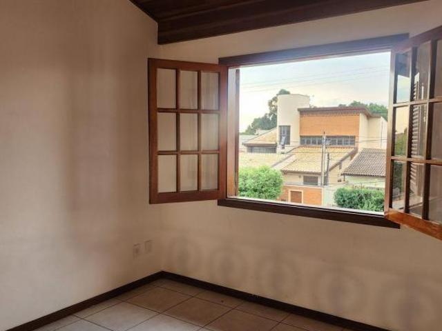 Casa Sobrado em Indaiatuba, Vila Suíça com 4 quartos sendo 1 suíte 162 m²